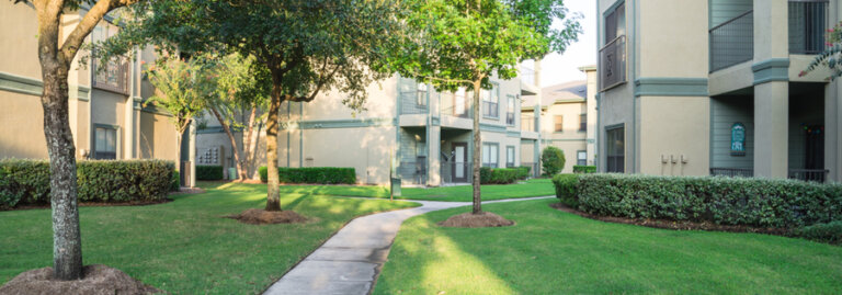 The Apartment Building Owner’s Guide to Pest Control - Coastal Spray